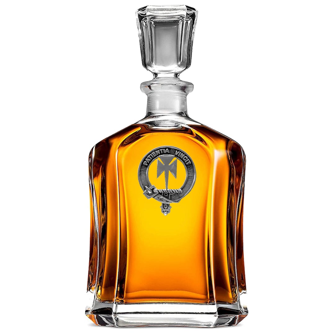 Cheyne Clan Crest Badge Whiskey Decanter - Etsy