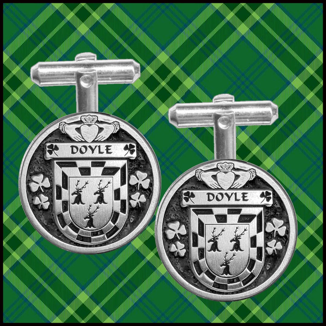 Doyle Irish Coat of Arms Disk Cufflinks - Etsy España