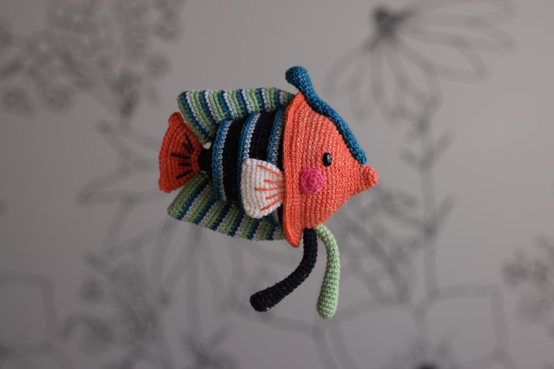 Stripey the Angelfish Crochet Amigurumi Pattern - Etsy