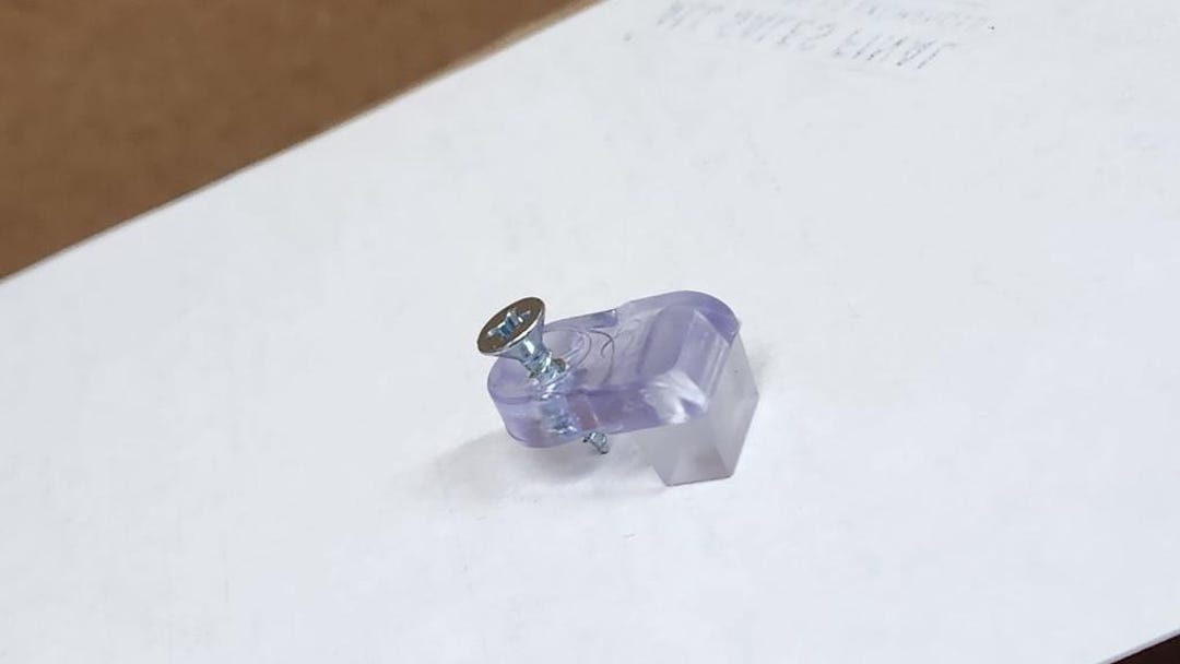3D Printed Glass or Mirror Retainer Clips With Screws - Pack of 50 ...