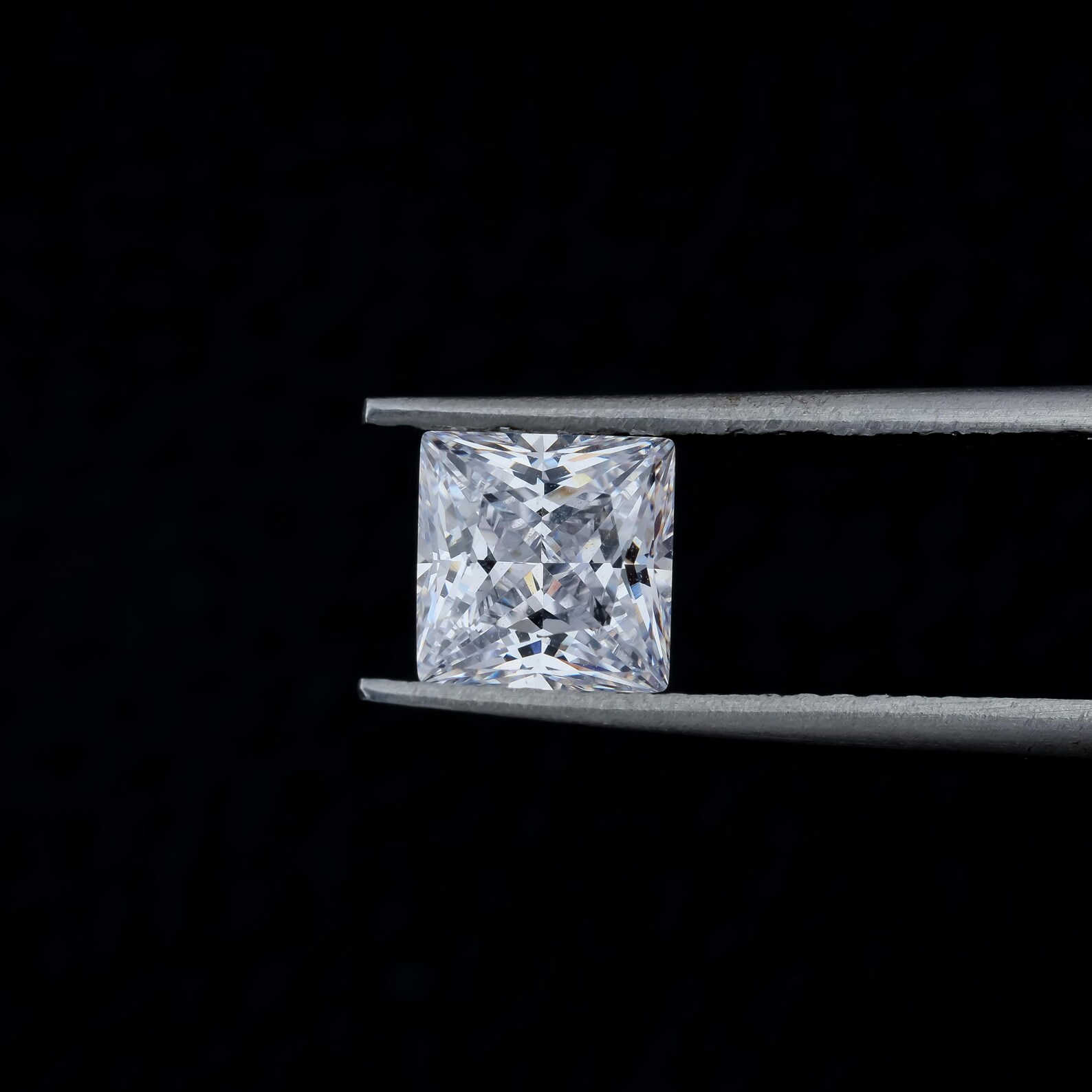 2.0 Mm to 5.0 Mm Princess Cut Lab Grown Diamond for Rings & Pendants ...