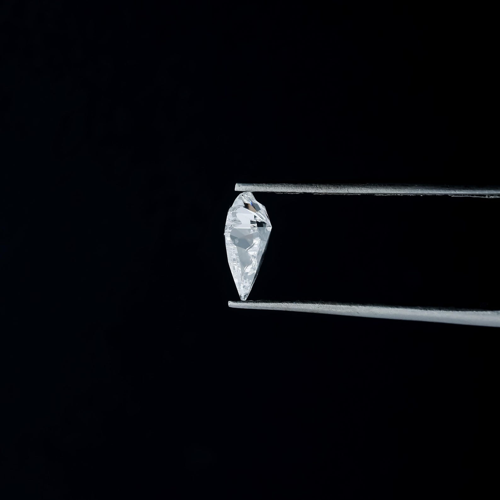IGI Certified Ice-cream Cone Cut Lab Grown Diamond for Rings, Ice-cream ...