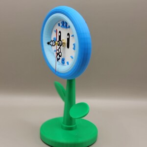 Super Mario Ice Flower Clock: Retro Gamer Desk Decor - Etsy