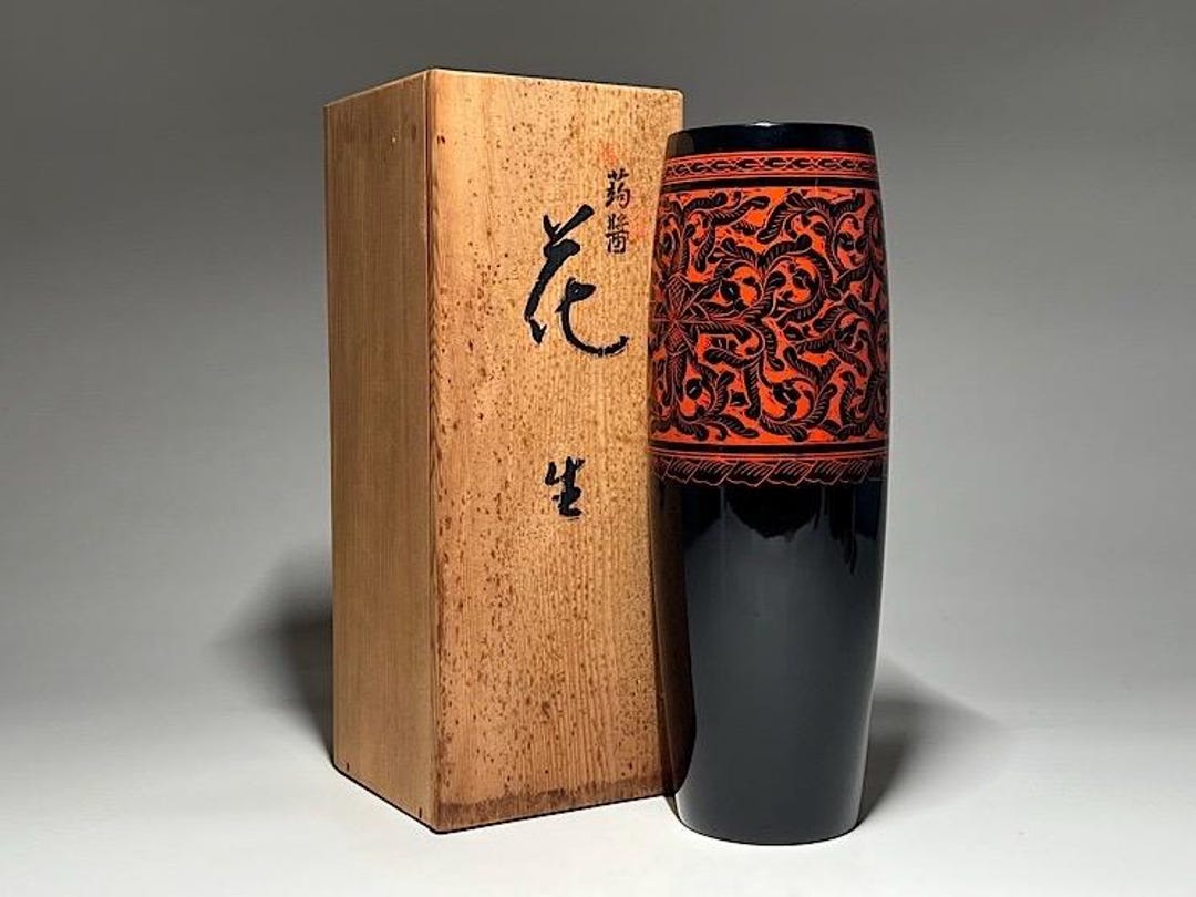 Japanese Antique Vase - Wood, Sanuki Lacquerware, Kinma-nuri Vases With ...