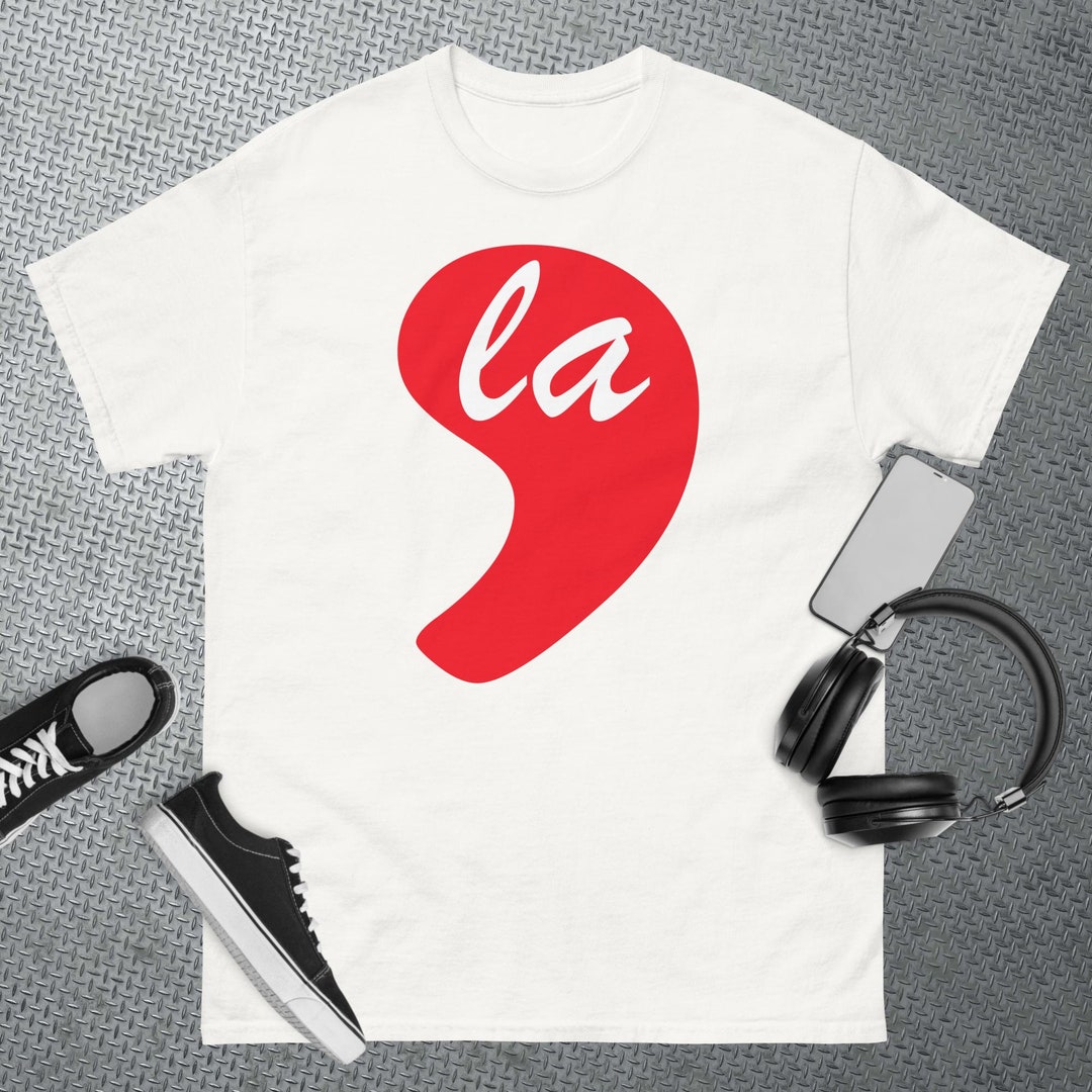 Kamala Harris 2024 President Comma La T-shirt - Etsy