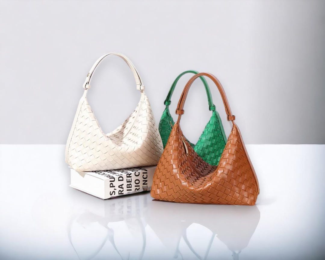 Medium Woven Shoulder Messenger Bag | Old Money Style |luxury Designer ...