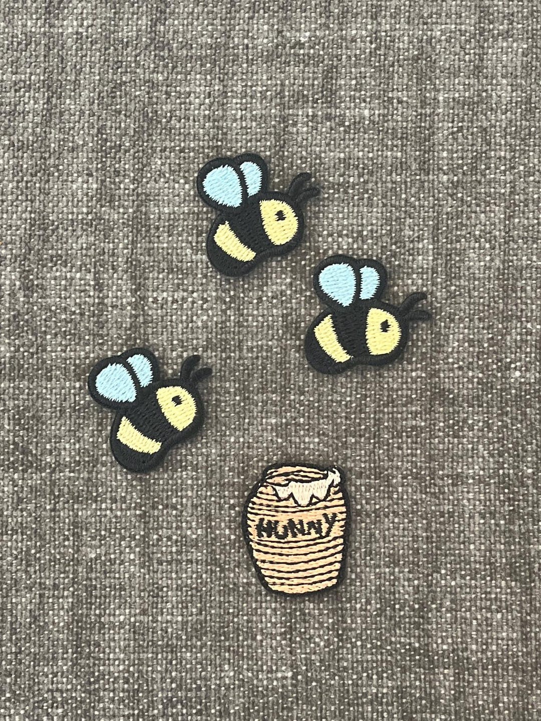 Mini Bumble Bee Embroidered Patch: Iron-on Applique - Etsy