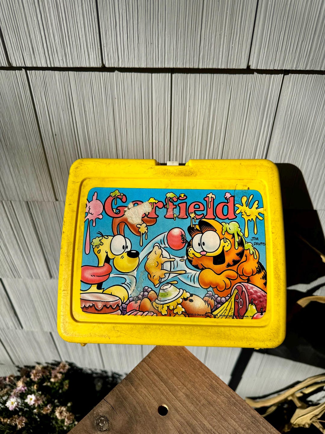 Vintage 1978 Garfield Characters Yellow Lunchbox & Thermos Canister ...