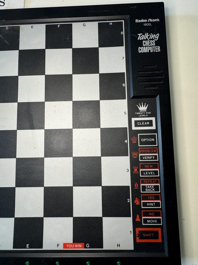 Radio Shack Electronic Talking Chess Computer 1900L 60-2255 Speaks 365 ...