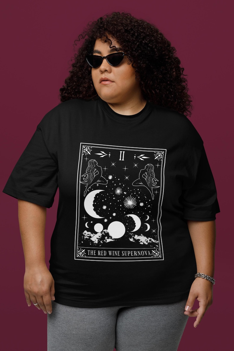 Red Wine Supernova Tarot Card T-shirt – Galaxy Scene Graphic Tee - Etsy UK