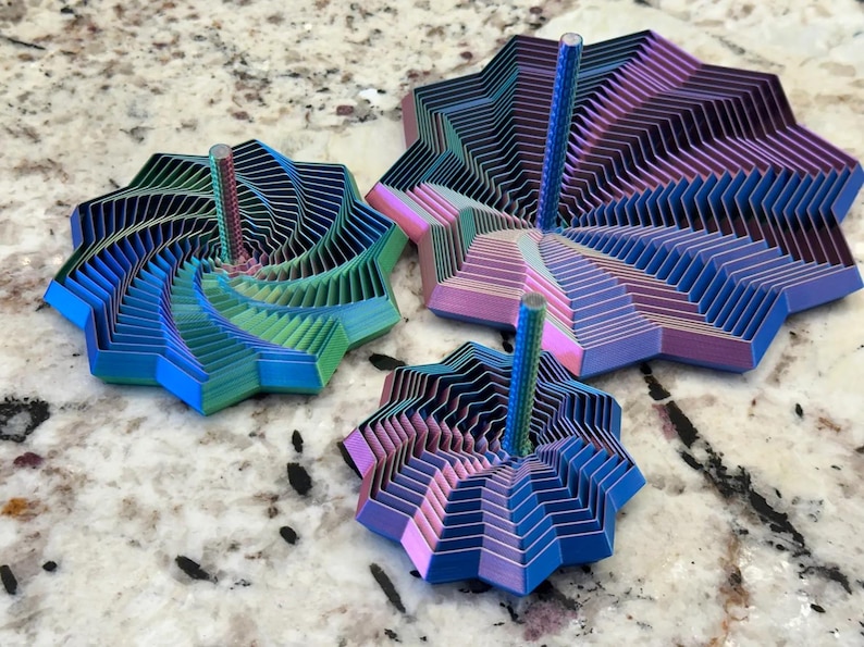 Expanded Sensory Fidget Star With Handle - Very Satisfying Sight and ...