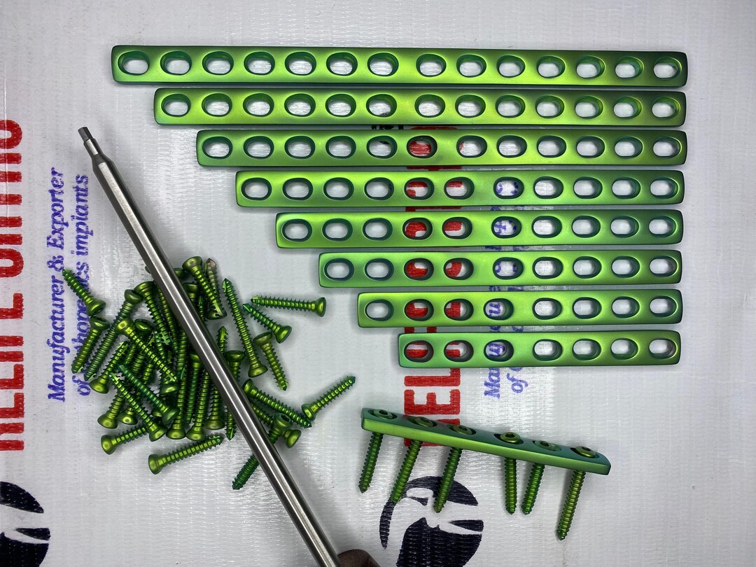 LC-DCP 3.5mm Plates (6 to 14 Hole) & 3.5mm Cortical Screws (105 Pcs Set ...