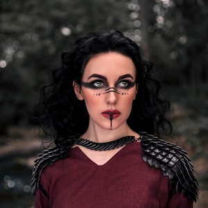 The Raven-feathers Scale Mail Chainmail Fantasy LARP Pauldrons ...
