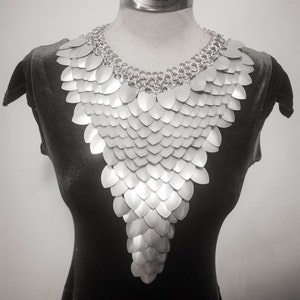 The Silver Mirage-deluxe Transforming Scalemaille Scale Mail Loincloth ...