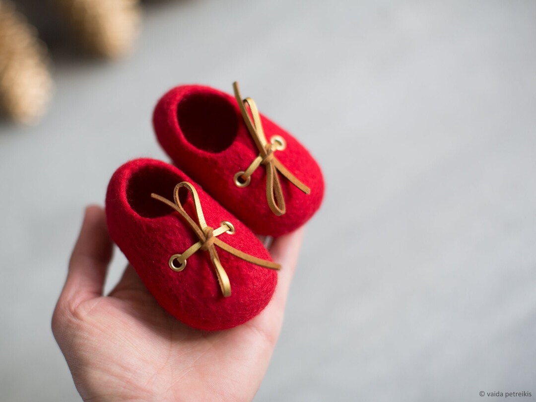 Red Wool Shoes for Newborn Baby With Golden Laces Packed in a Box ...