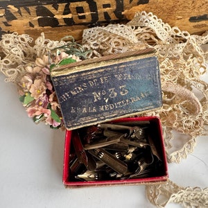 Vintage French Pen Nibs, Plumes Box, Vintage Calligraphy Writing Tools ...