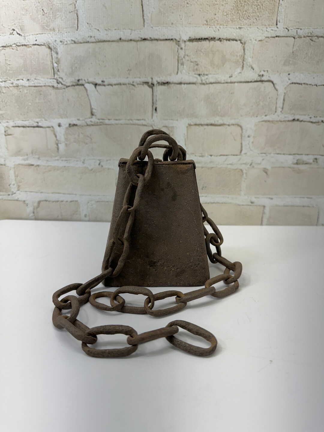 Vintage Iron Cowbell With Chain Barn Farmhouse Large Cow Bell Primitive ...