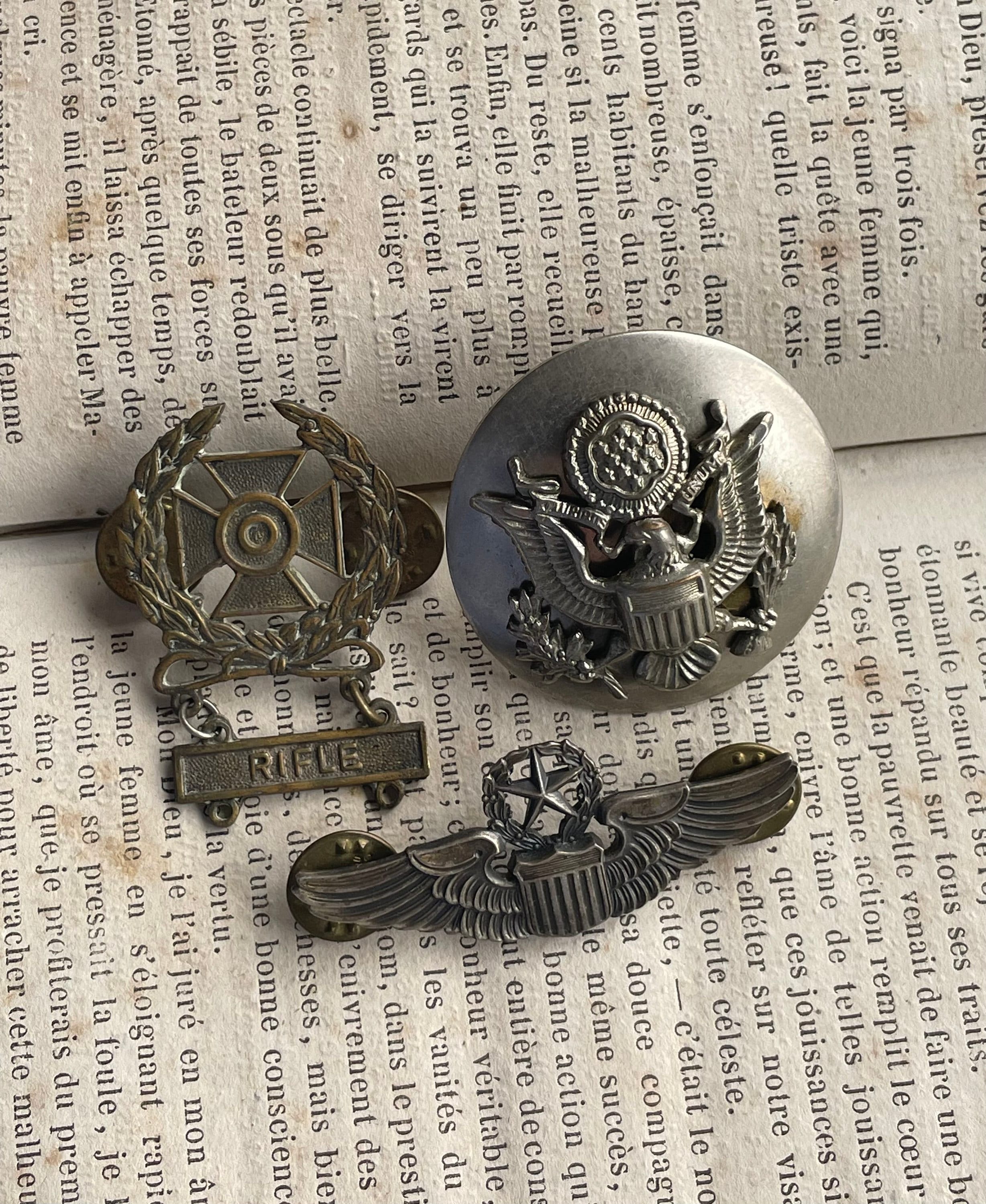 Vintage Us Military Pins