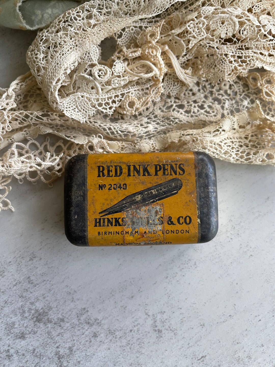 Vintage Pen Nibs in Tin Box Fantastic Red Ink Pens Tin Made in England ...