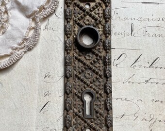 Keyhole Plates - Etsy