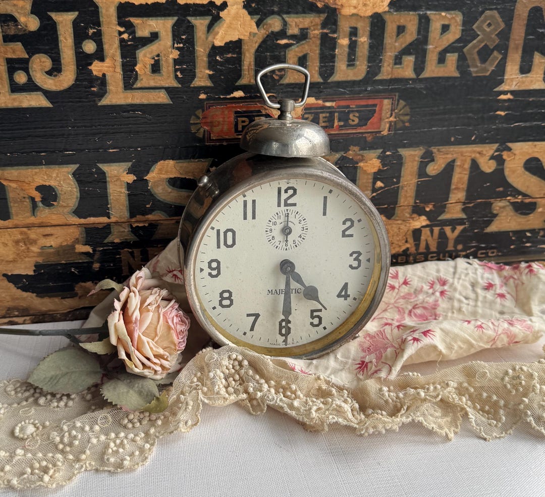 Vintage Majestic Metal Alarm Clock- Silver Wind up Table Clock - Etsy