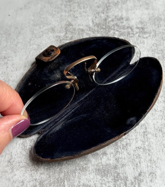 Antique Pince Nez Eye Glasses French Spectacles In O Gem