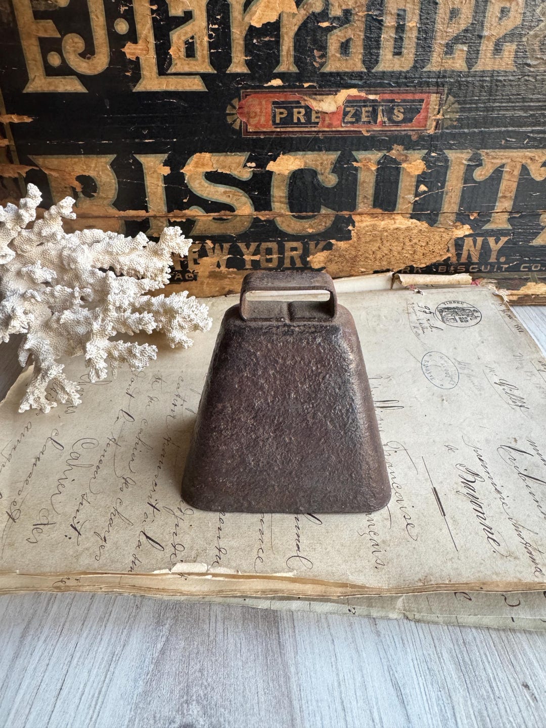 Vintage Iron Cowbell, Barn Farmhouse, Cow Bell Primitive Decor, Vintage ...