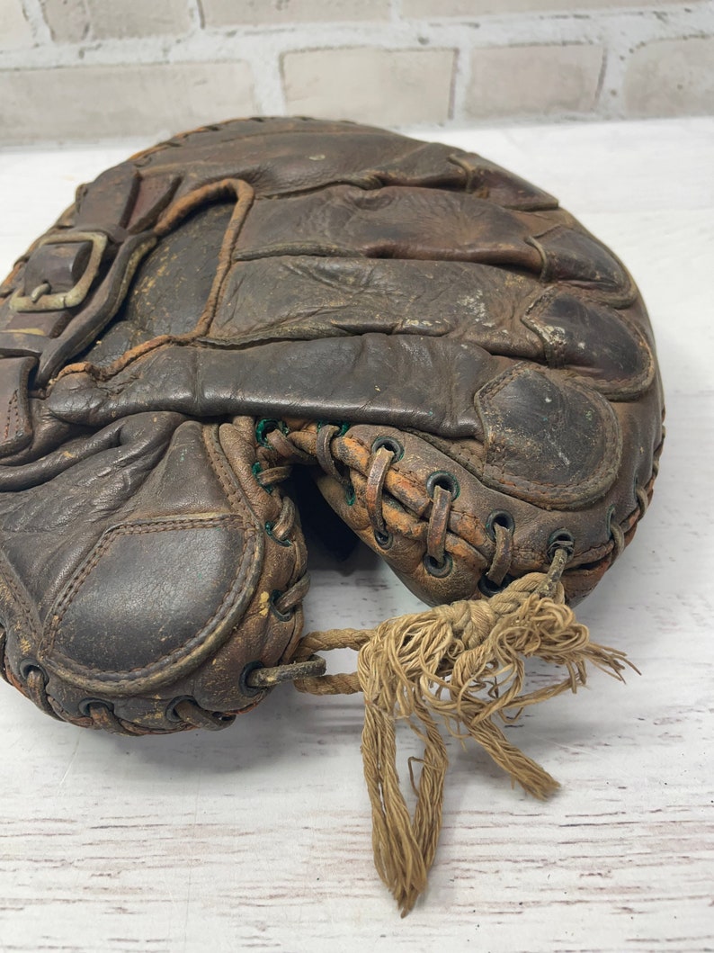 Antique Leather Catcher's Mitt With Ball Baseball Glove - Etsy