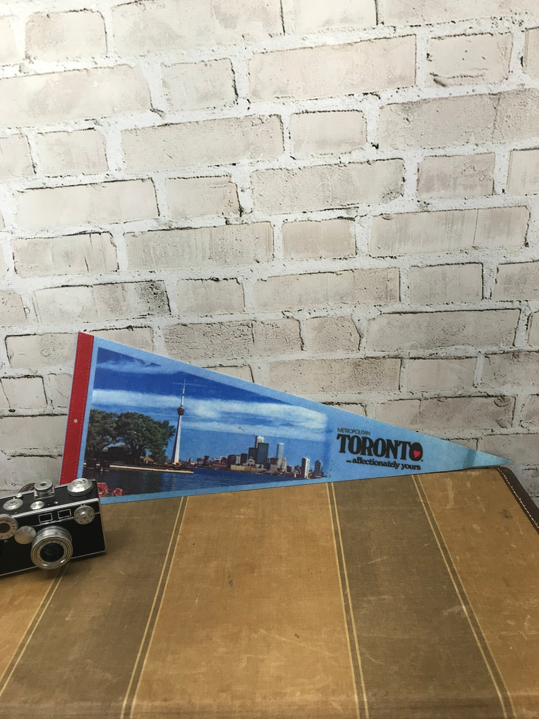Vintage Pennant- Metropolitan Toronto- Light Blue Felt Souvenir Flag ...