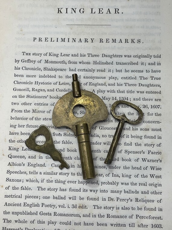 Home & Living Brass Gold Colored Skeleton Key Small Key Steampunk Found ...