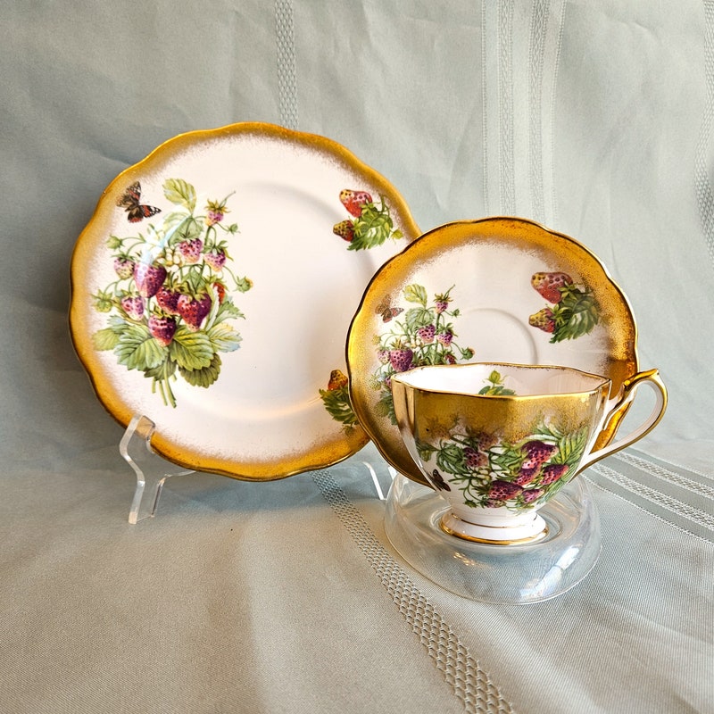 Queen Anne China - Etsy