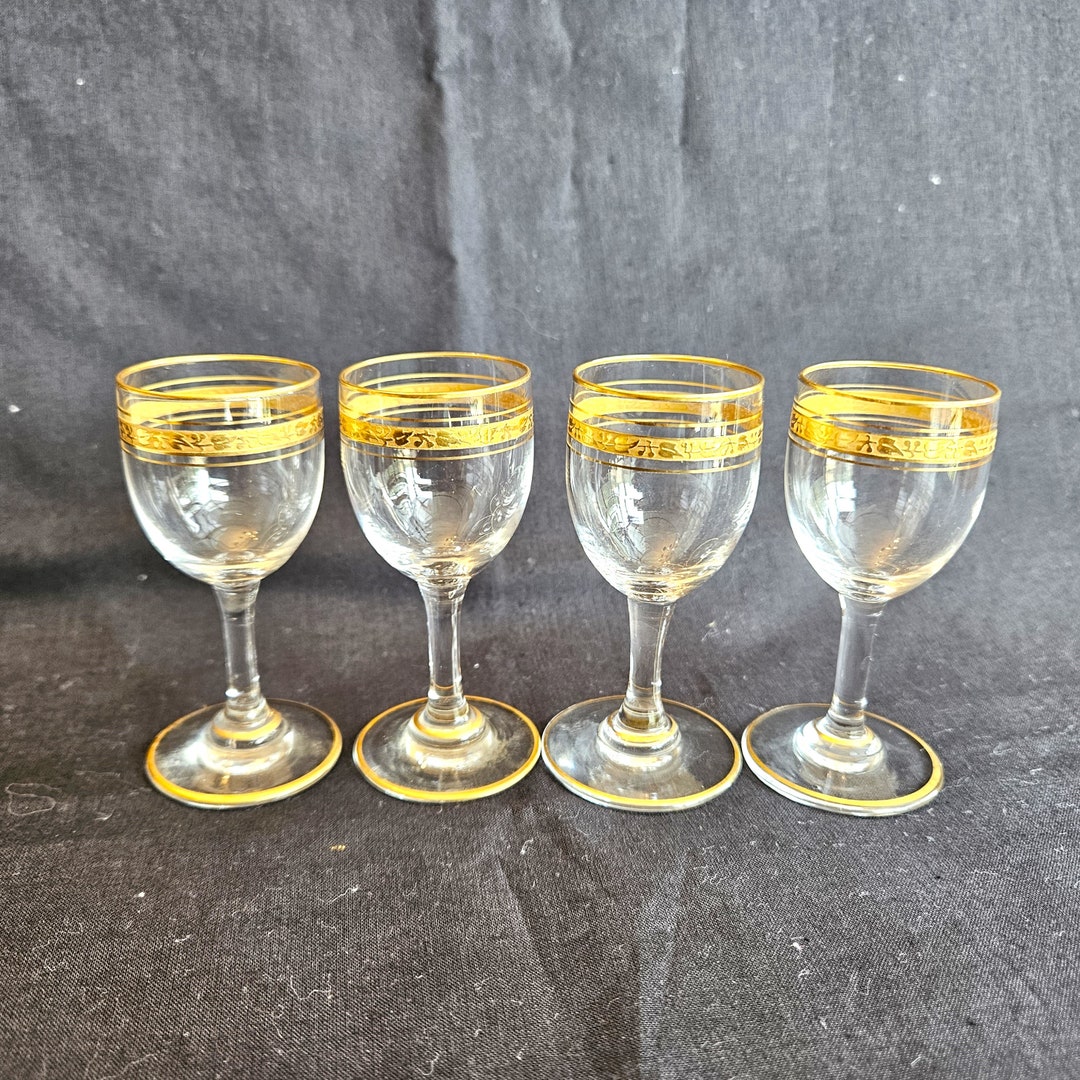 4 Blown Glass Footed Cordial, Aperitif or Communion Glasses, 1 Oz, 3 1/ ...