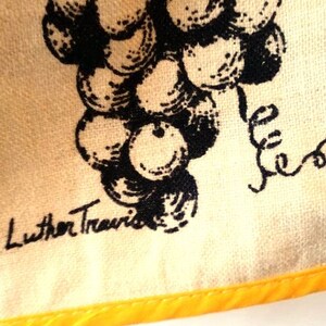 Luther Travis Half Apron, Golden Grapes on Beige Linen, Yellow Trim 26 ...