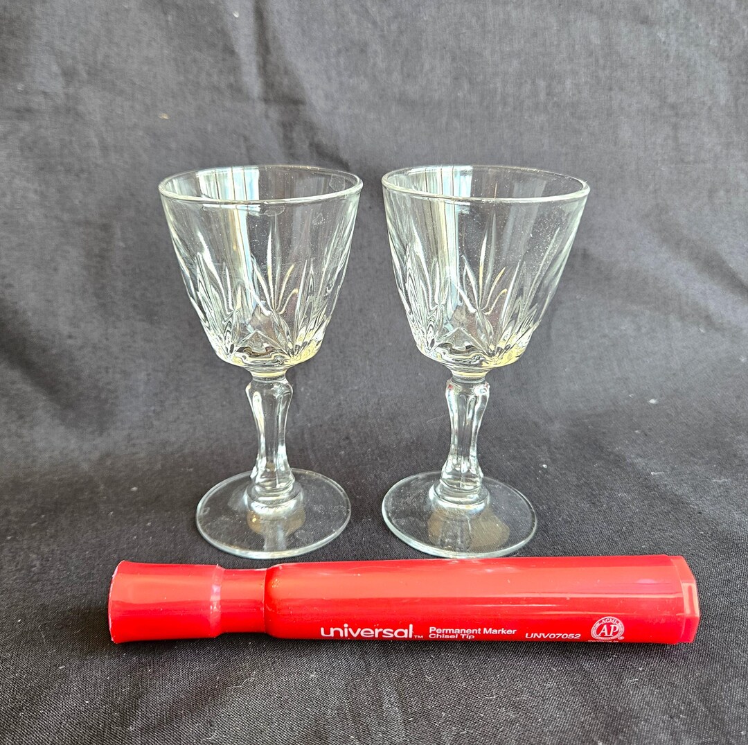 Two Palmes Cordial Glasses, Cristal D'arques-durand Fan Design on Bowl ...