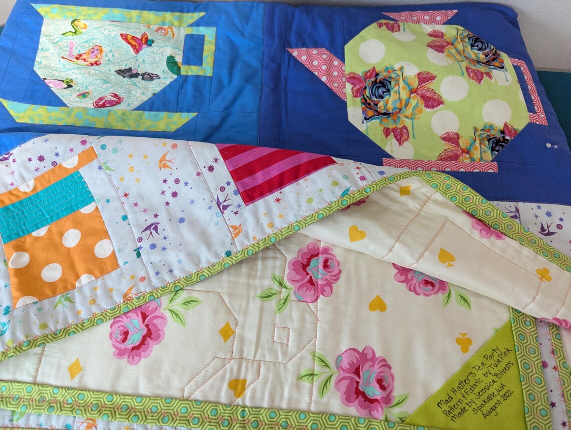 Mad Hatter's Tea Party Twin Size Quilt - Etsy
