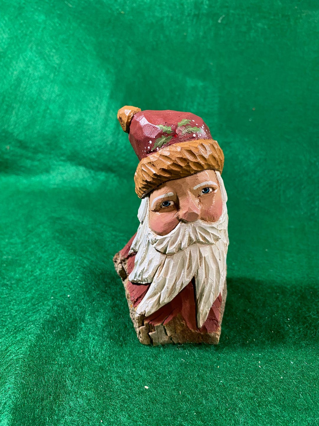 Carved Santa in Cottonwood Bark With Holly on His Cap - Etsy