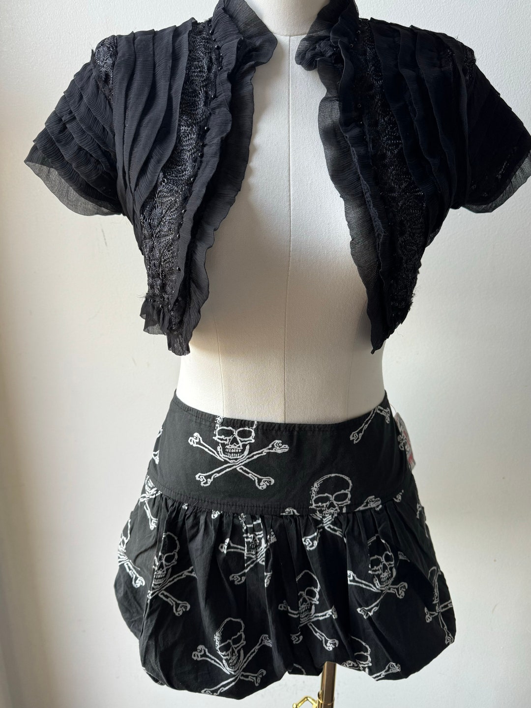 Vintage Y2K Tripp NYC Black Miniskirt With White Skulls Pattern Mall ...