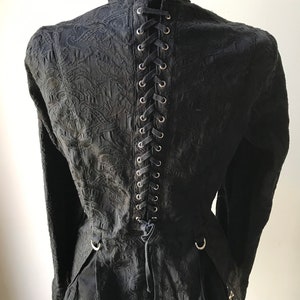 Vintage Tripp NYC Victorian Jacket Black With Textured Floral Pattern ...