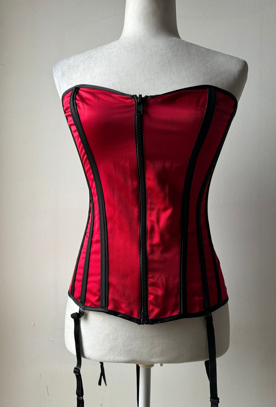 Vintage Y2K Fredericks of Hollywood Red/black Zip up Corset With Ribbon ...