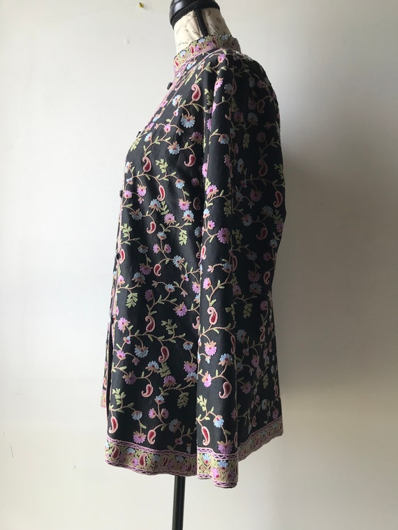 Gorgeous Vintage High Neck Floral Embroidered Top Ret… - Gem