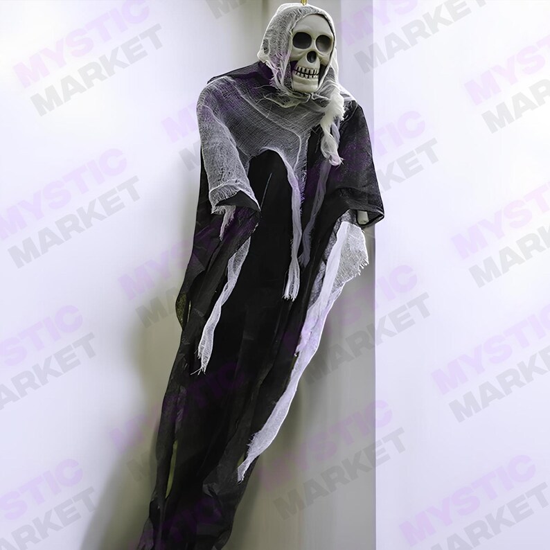The "night Spooker" Life Size Outdoor Halloween Skeleton Statue ...