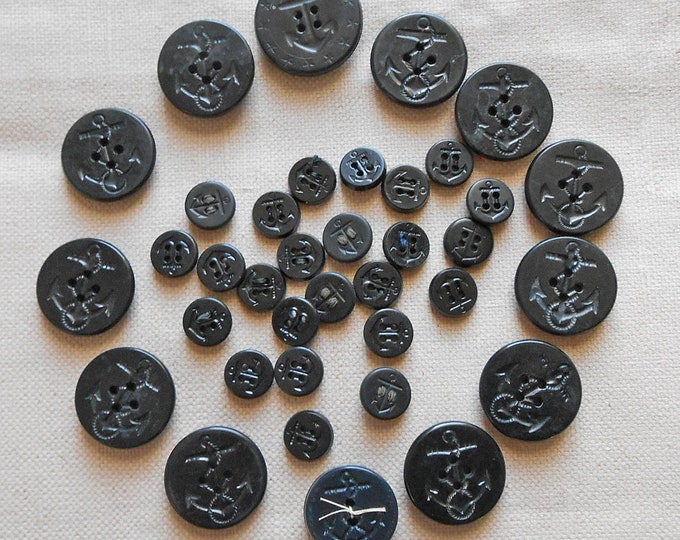 PEA COAT ANCHOR Incised Buttons Vintage 40 Pc Lot 36 Black 4 Navy Blue ...
