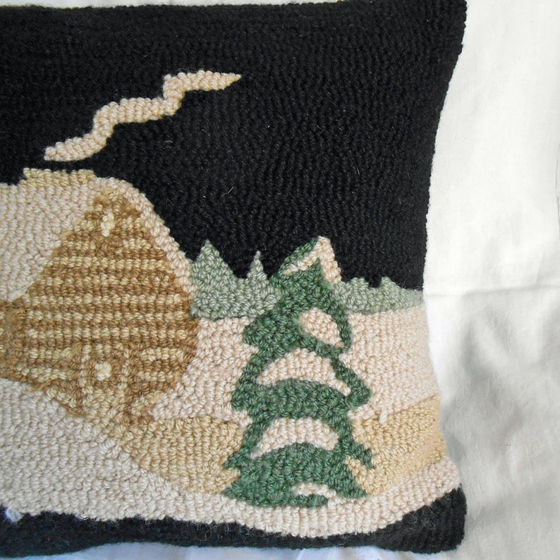 HOOKED CABIN PILLOW Snug Log Bungalow Drifting Chimney Smoke Snowy Pine ...