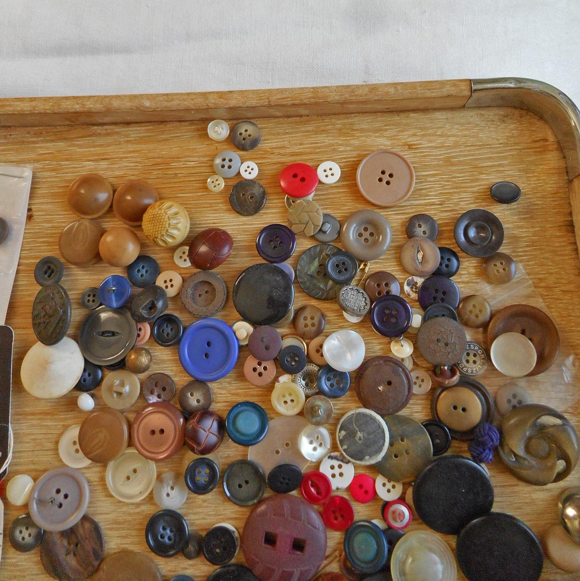 Huge MIXED BUTTONS Bulk Lot Multi Designs Shapes Sizes Mostly - Etsy