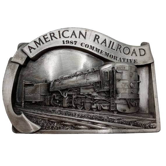 Vintage 1987 Train Engine Tunnel Belt Buckle Bergamot… - Gem