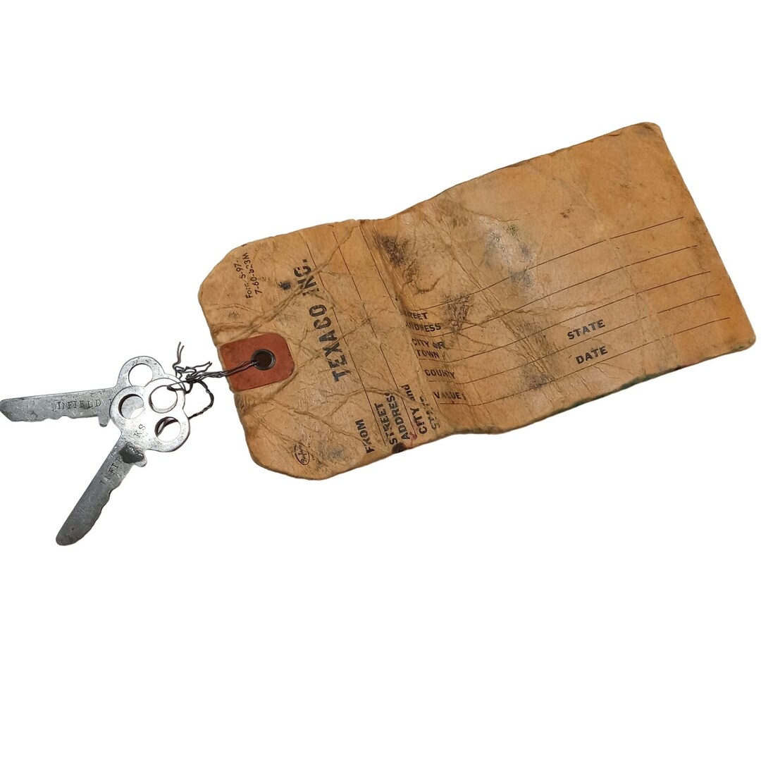 Winfield Kansas Griffin Key Shop Keys Texaco Paper Tag KS Vintage ...