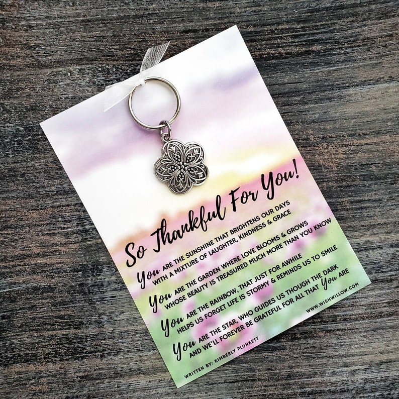Unique Thank You Gift so Thankful for You Flower Keychain - Etsy