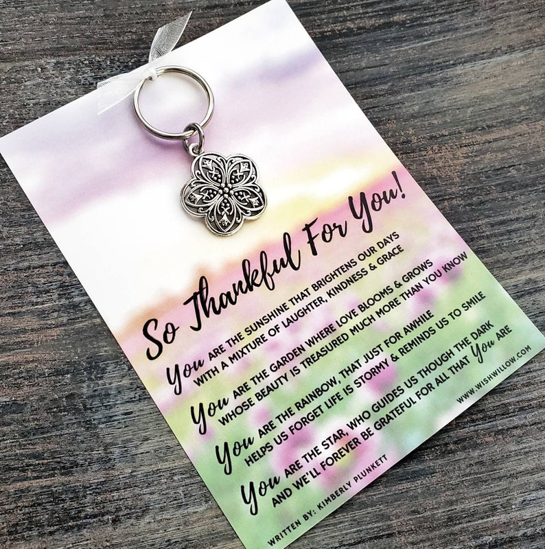 Unique Thank You Gift so Thankful for You Flower Keychain - Etsy