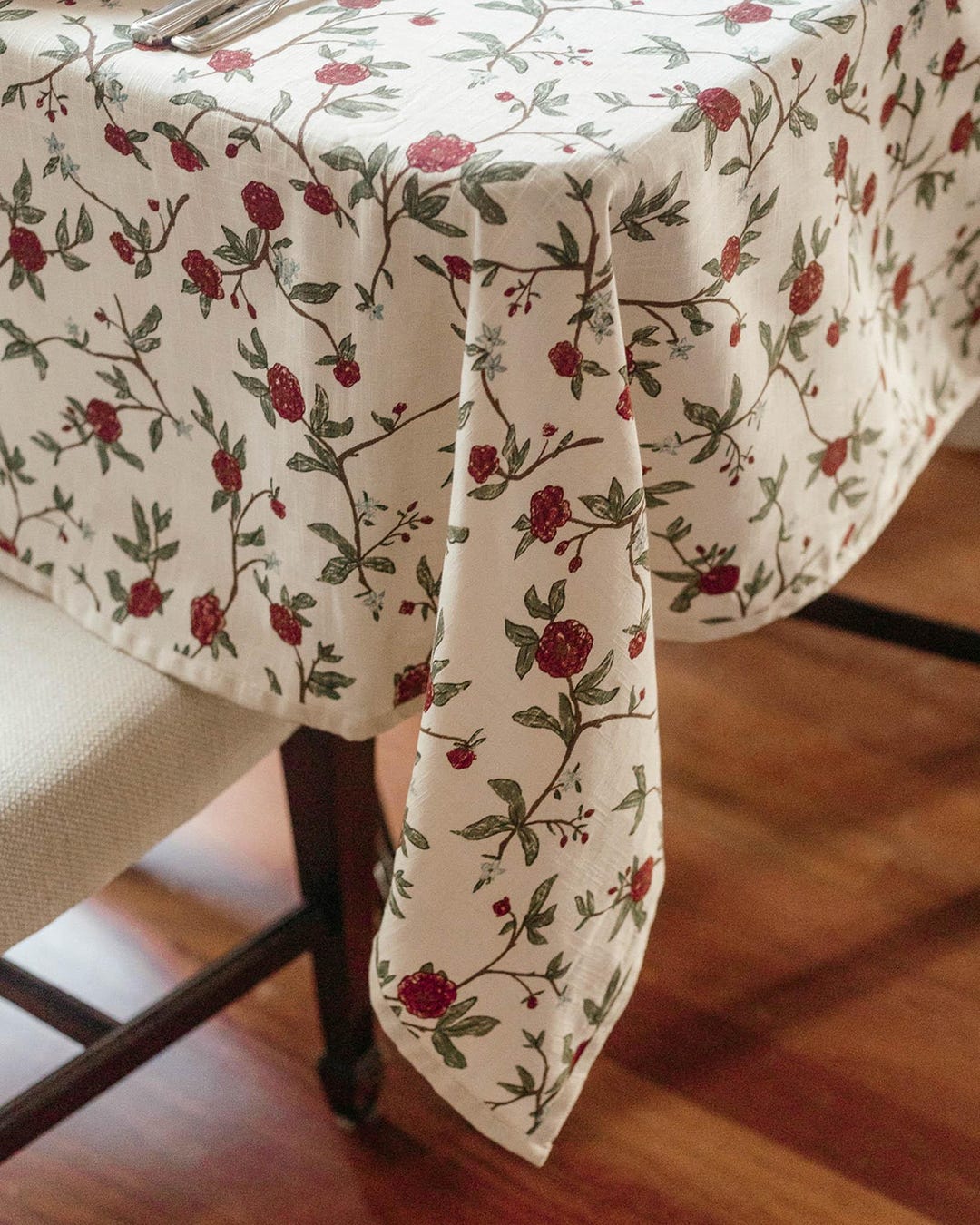 Red Floral Linen Tablecloth, Botanical Print, Rectangle Christmas Table Cover - Etsy