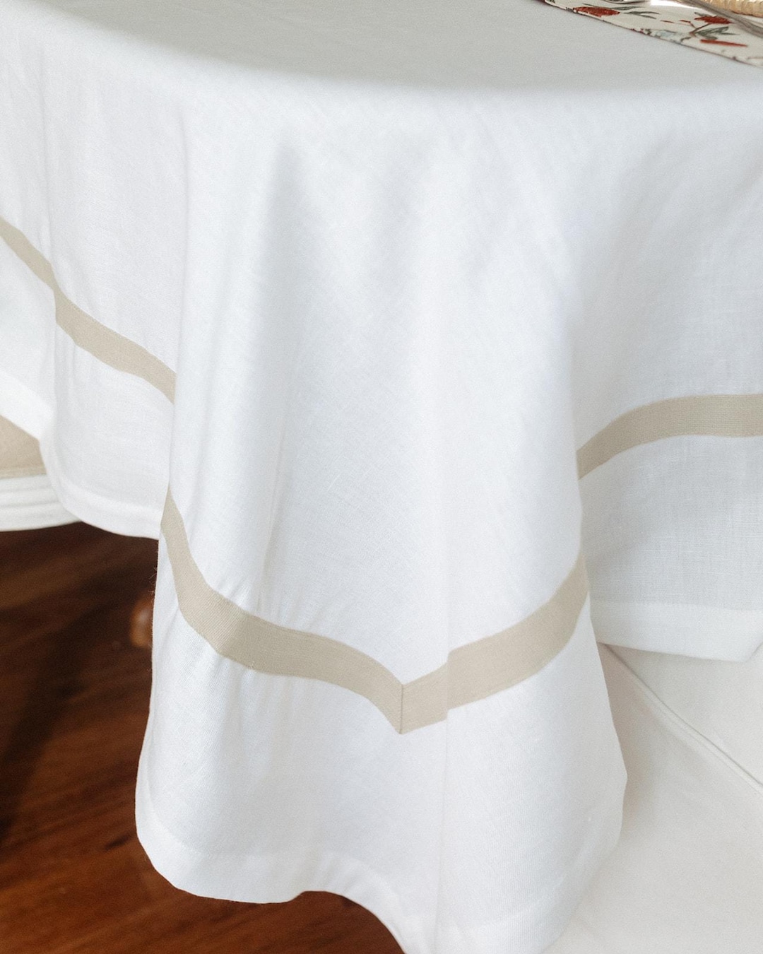 Elegant White Tablecloth With Beige Accent, Classic Table Cover for ...